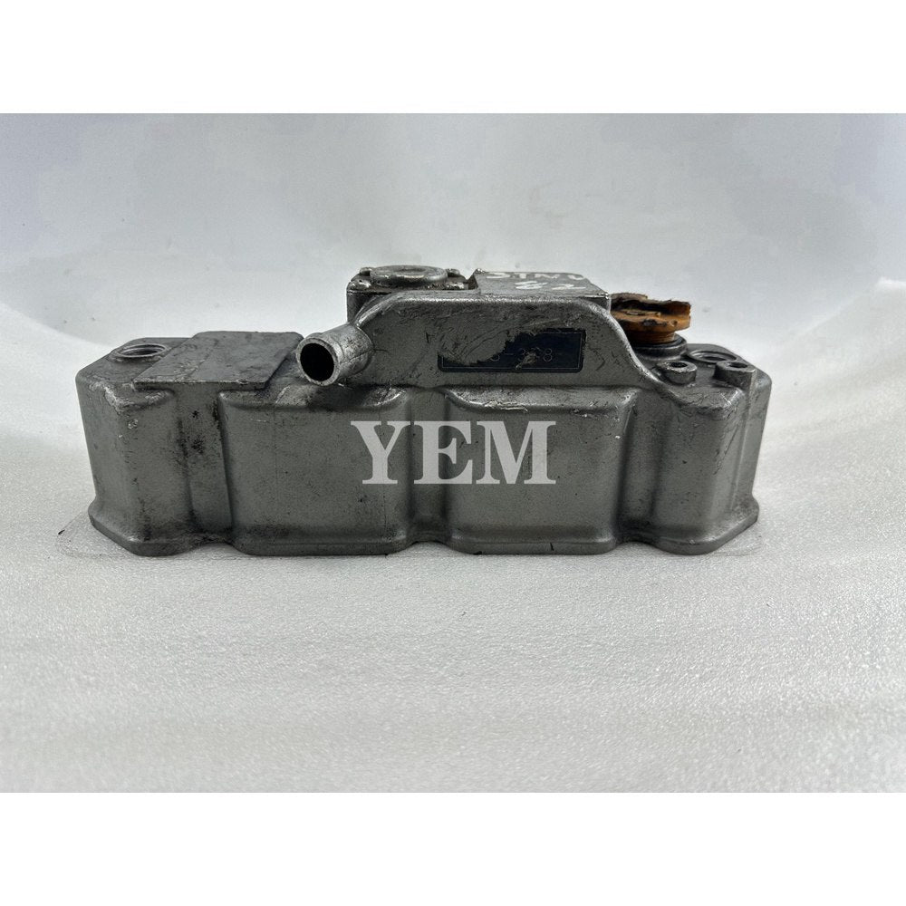 Used 3TNV84 Valve Chamber Cover For Yanmar 3TNV84 Engine