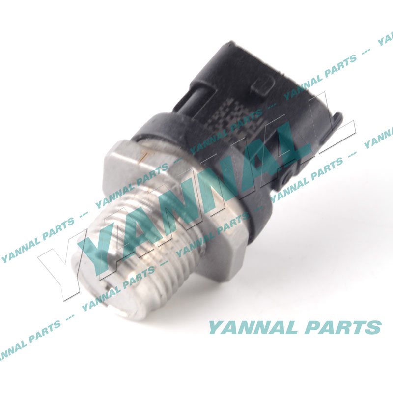KOMATSU PC200-8 COMMON RAIL SENSOR